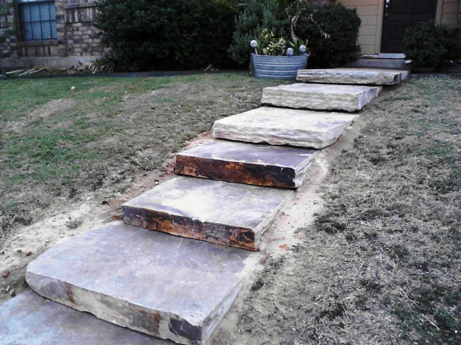 Flagstone - Classic Rock Stone Yard