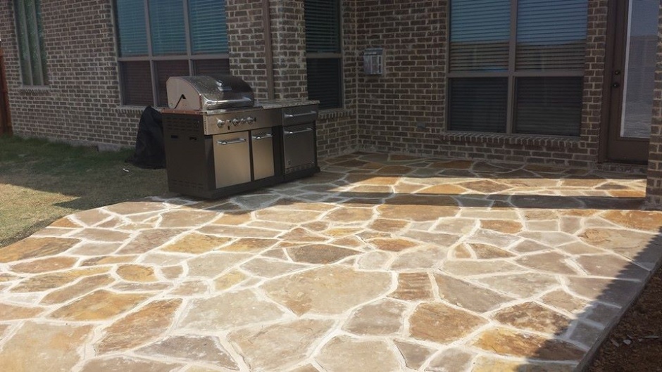 Flagstone - Classic Rock Stone Yard